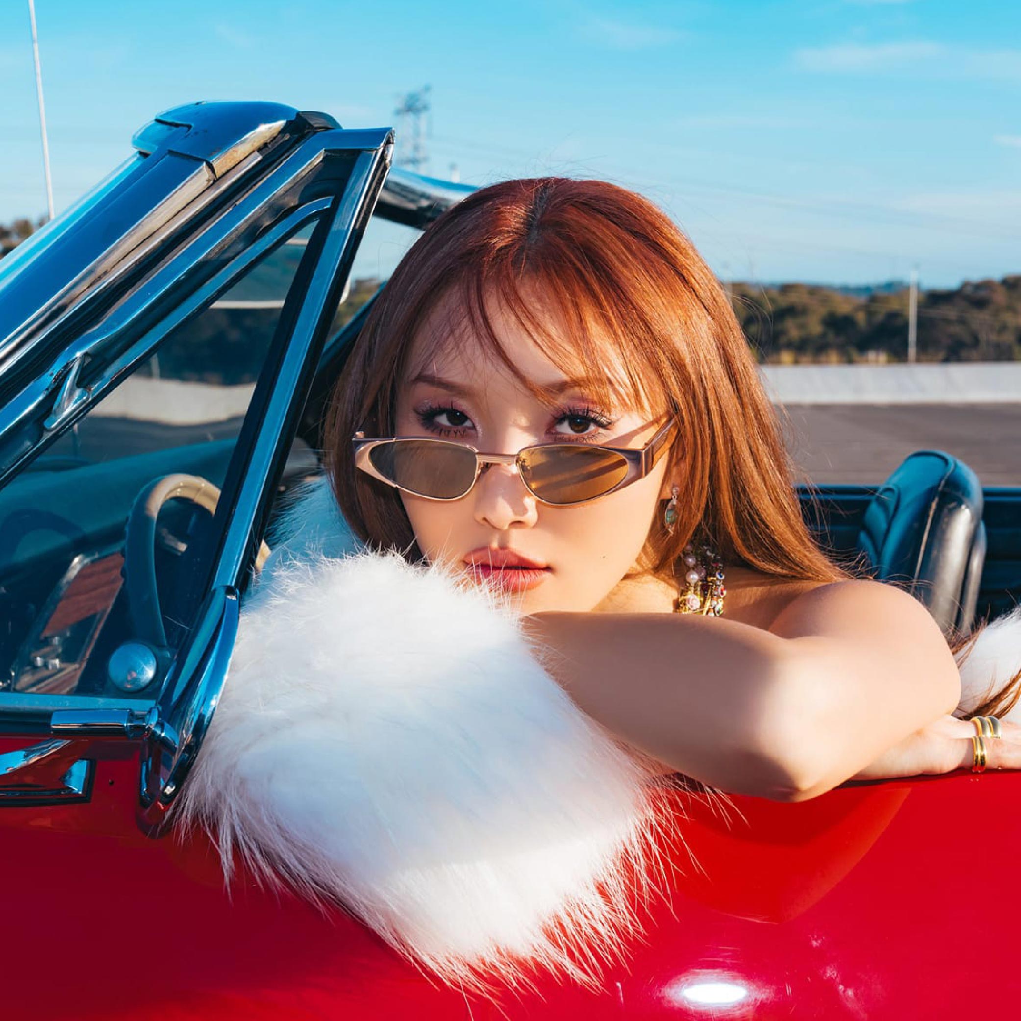 MAMAMOO Hwasa's New Song 'I Love My Body' Inspires Fans to Break Free ...